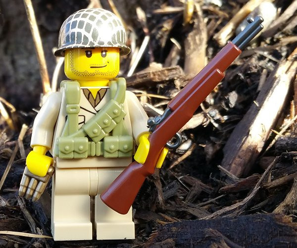 BrickArms US Rifleman - WWII Web Gear - Brickmania Toys