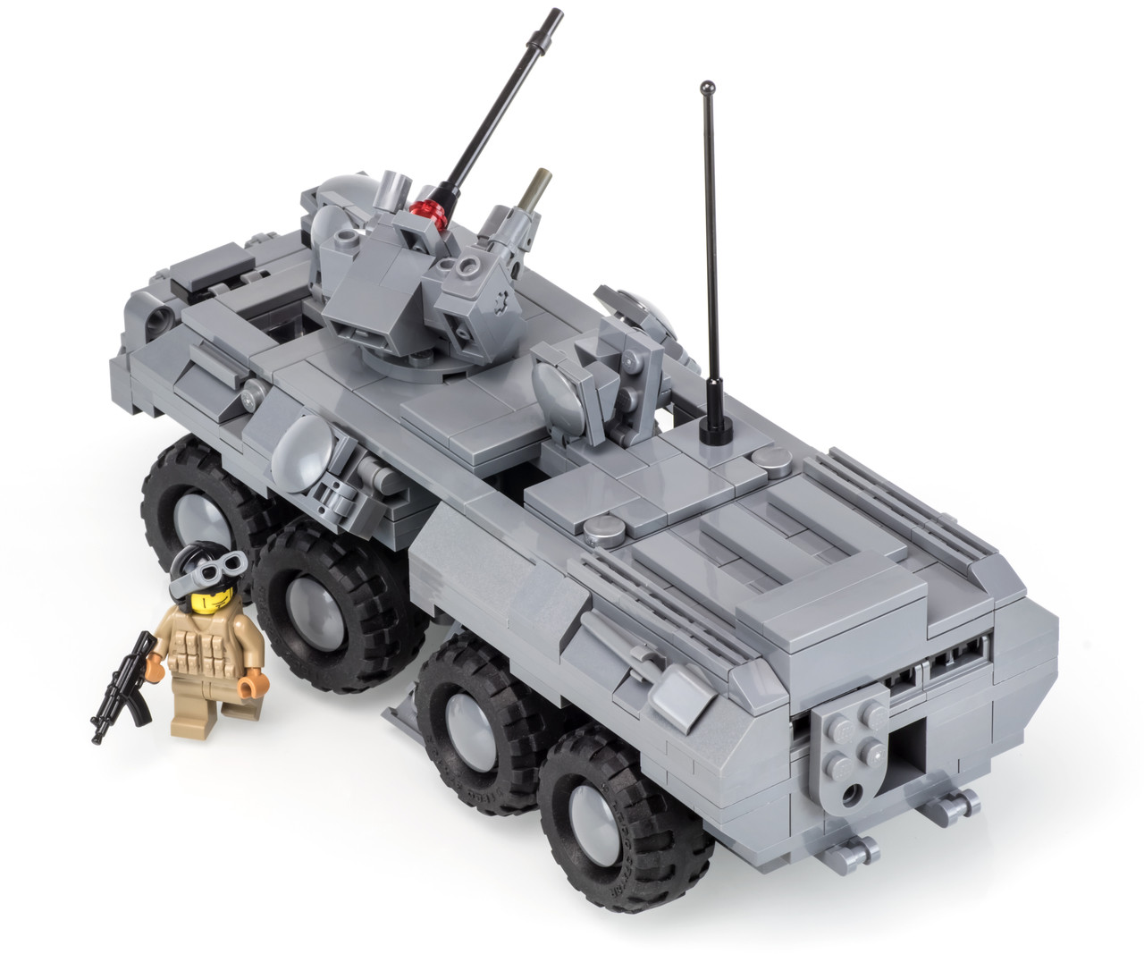 BTR-80 - Brickmania Toys