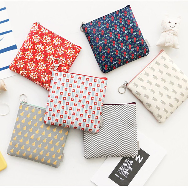 Unique pattern medium zipper pouch - fallindesign