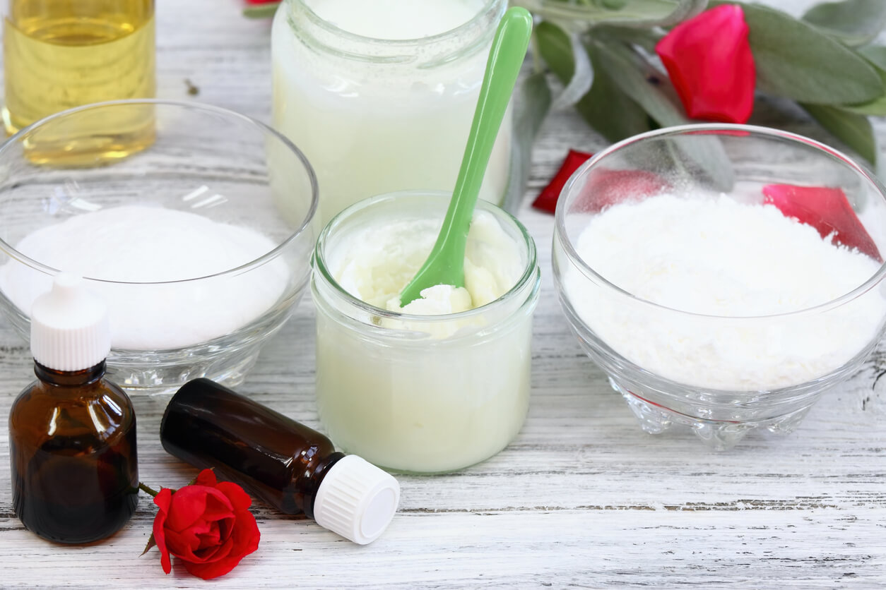 How to Make Deodorant at Home | Natural Deodorant Recipe - Thompson Tee